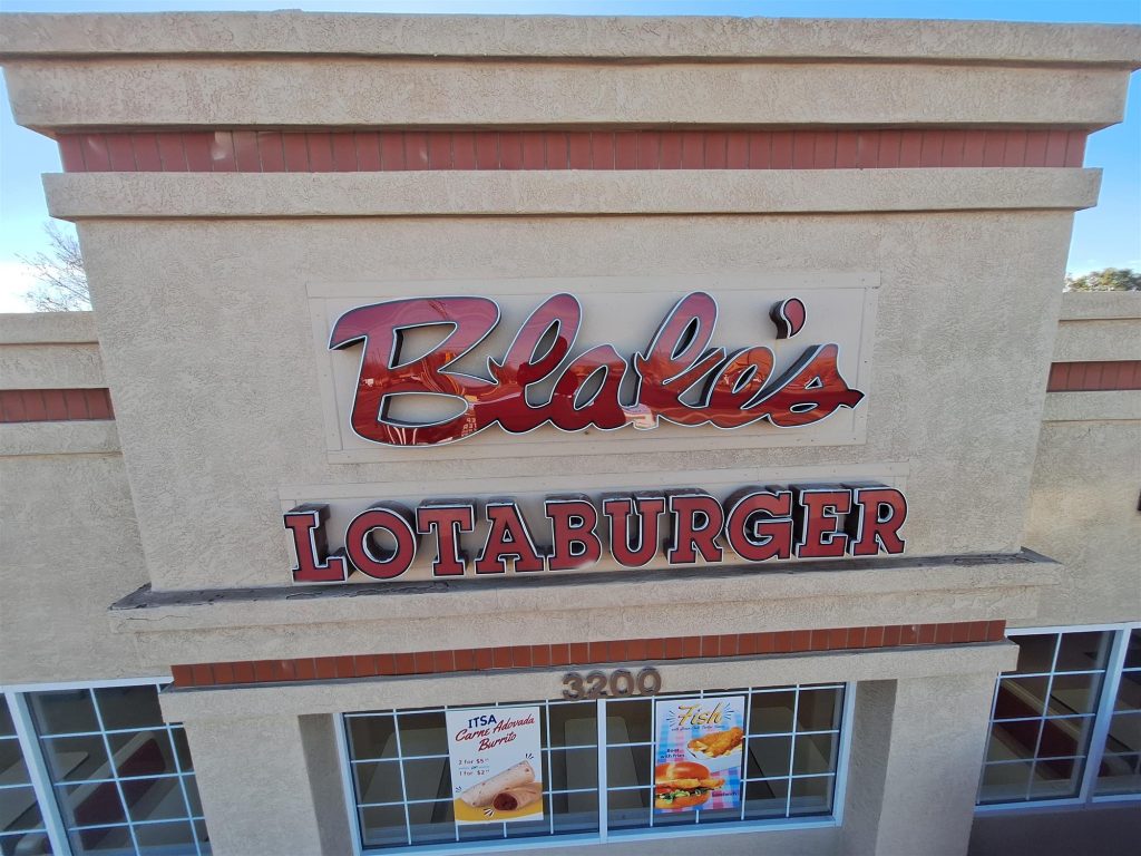 Blake’s Lotaburger – YESCO Albuquerque