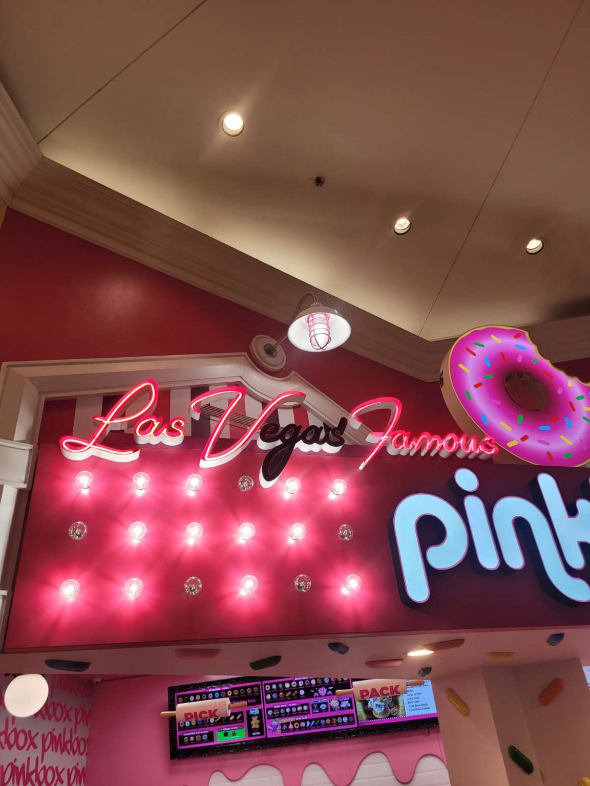 Sign Outage Repair Pinkbox Donuts | YESCO Sign & Lighting Repair Las Vegas