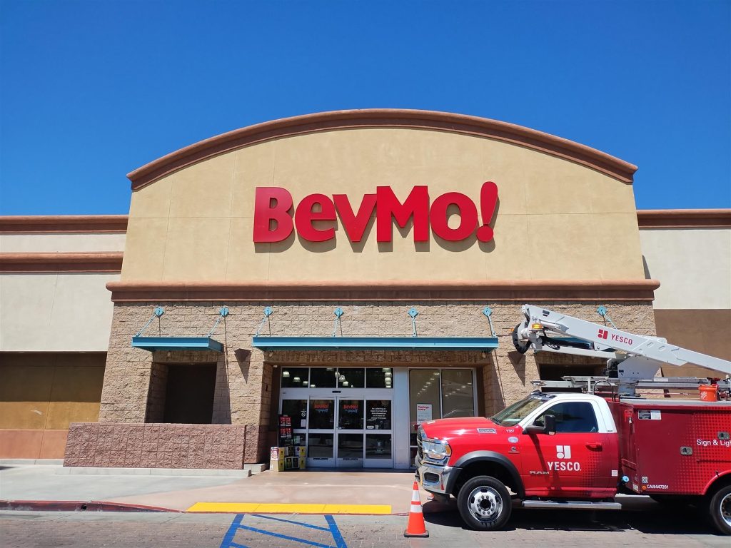 LED Sign Repair – BevMo Palmdale, CA | YESCO Sign & Lighting Repair Los ...
