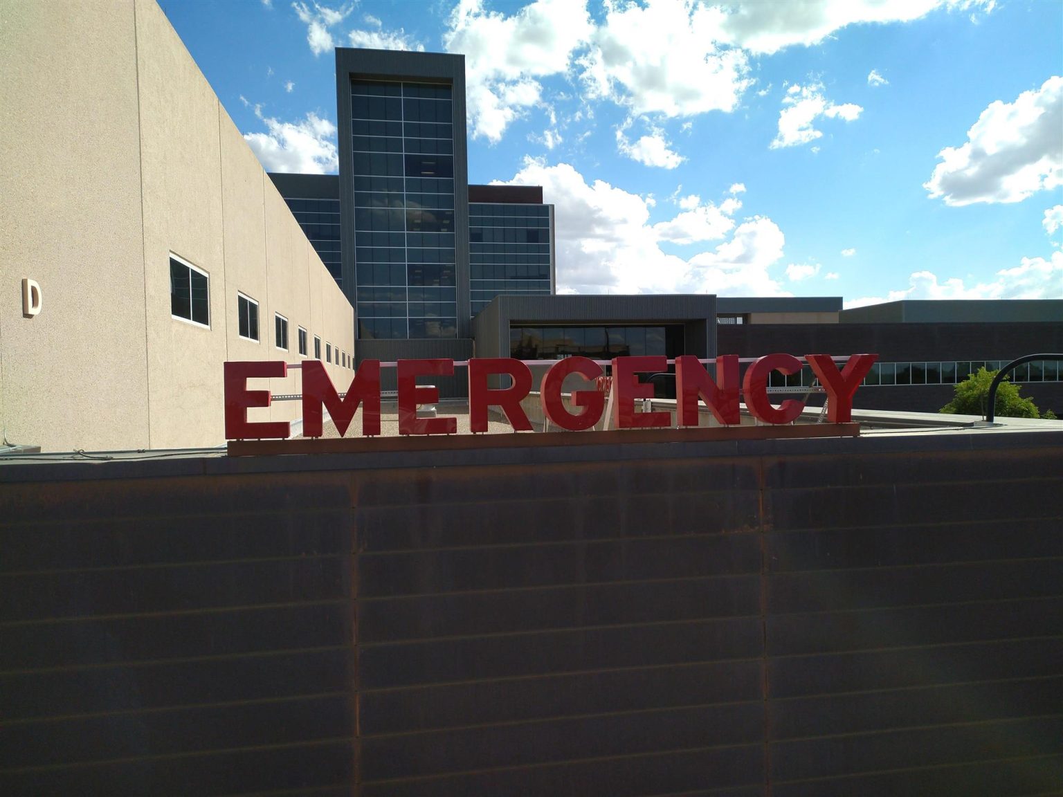 EMERGENCY Sign Repair – Estrella Banner Medical Center, Phoenix, AZ ...