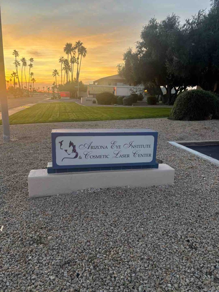 Arizona Eye Institute – YESCO Phoenix