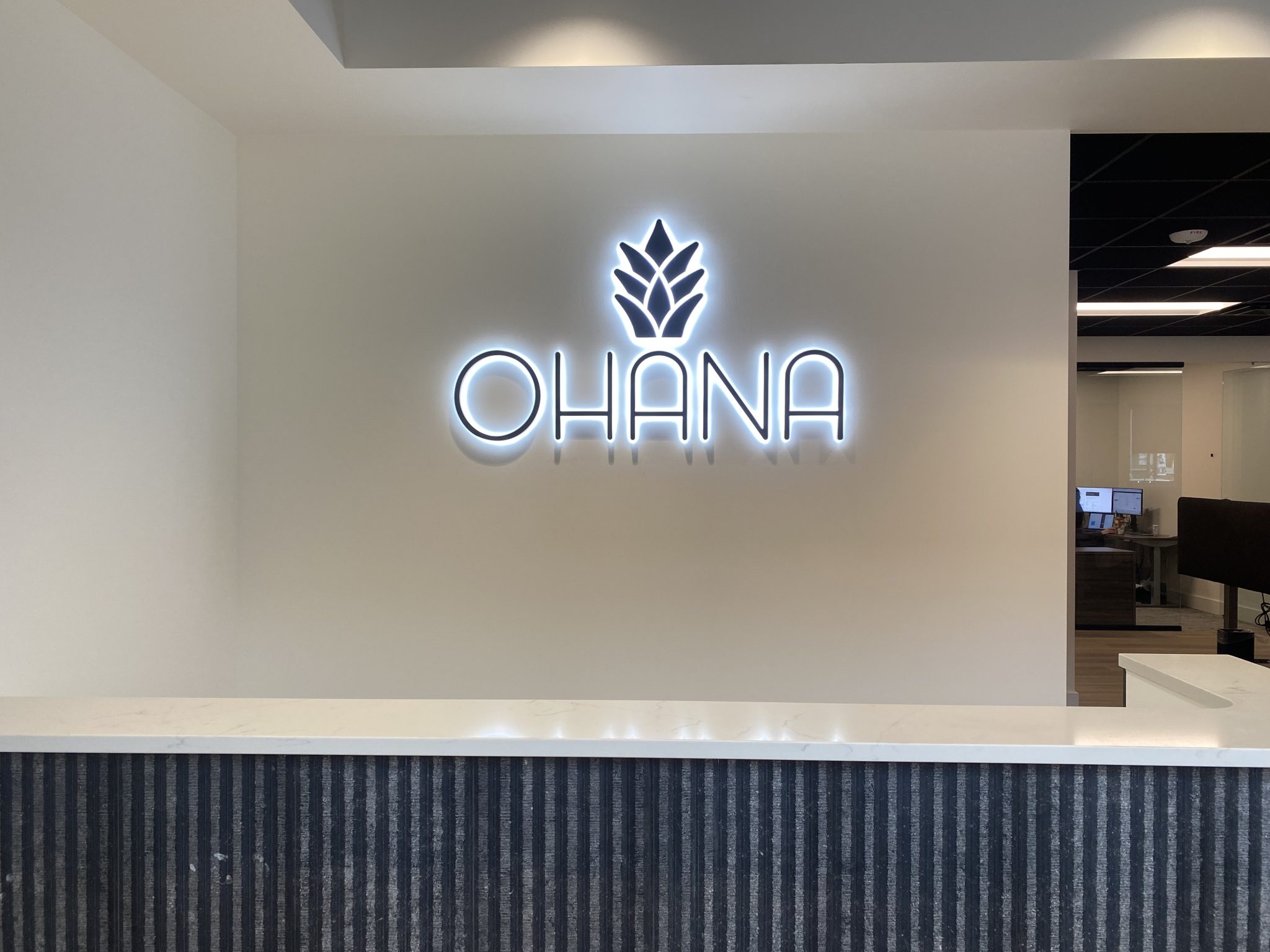 Ohana Sign Installation | YESCO Sign & Lighting Repair Salt Lake