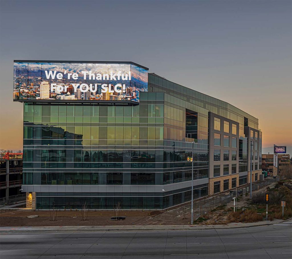 Custom Signs – YESCO